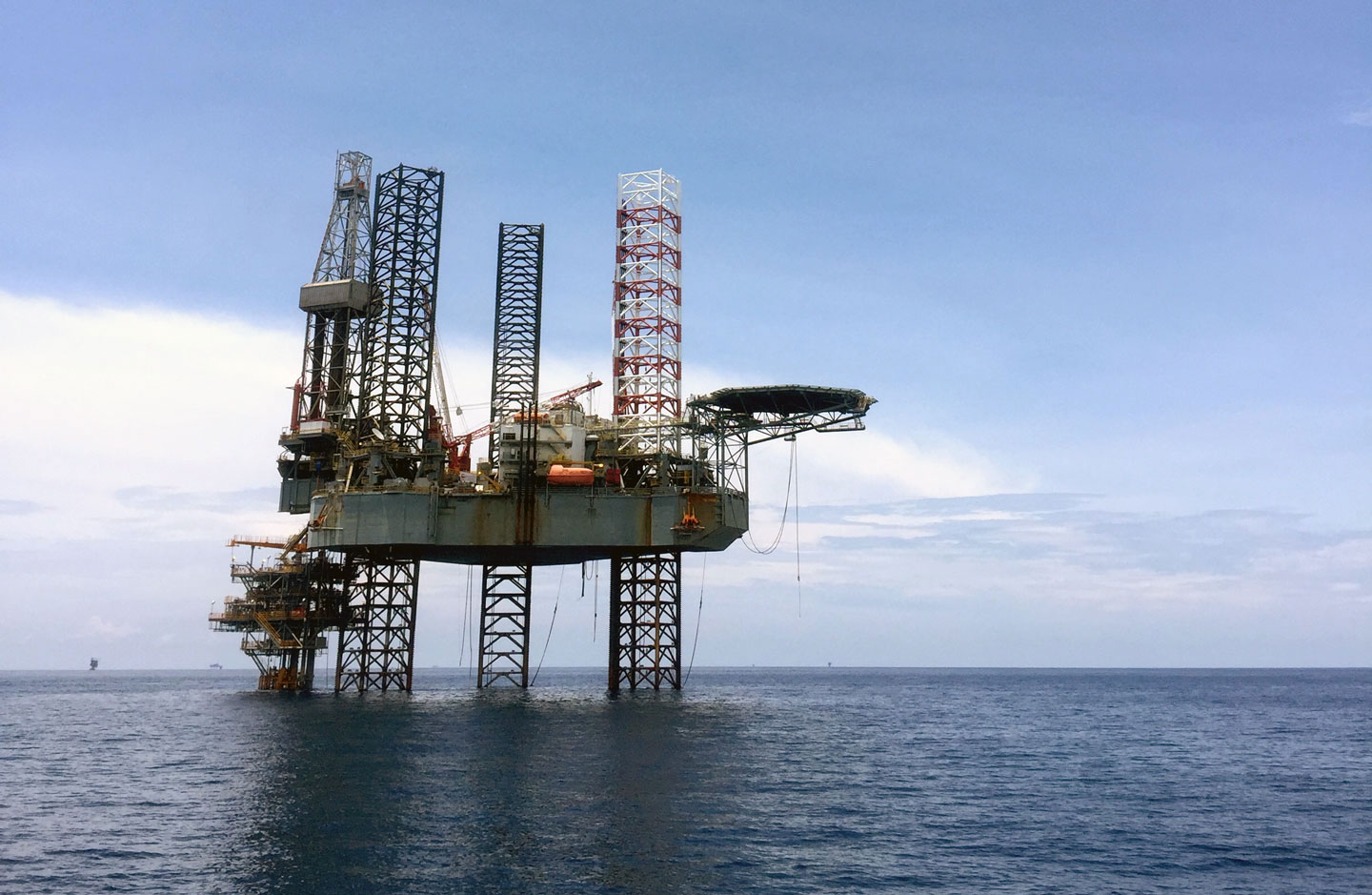 UT Gauging of Piping Systems and Pressure Vessels